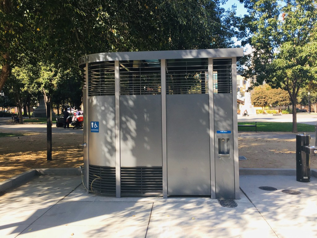 New 'Portland Loo' public restroom opens in Cesar Chavez Plaza ...
