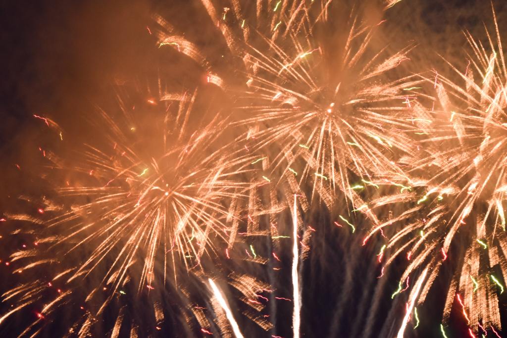 Here’s how to report illegal fireworks in Sacramento and the fines ...