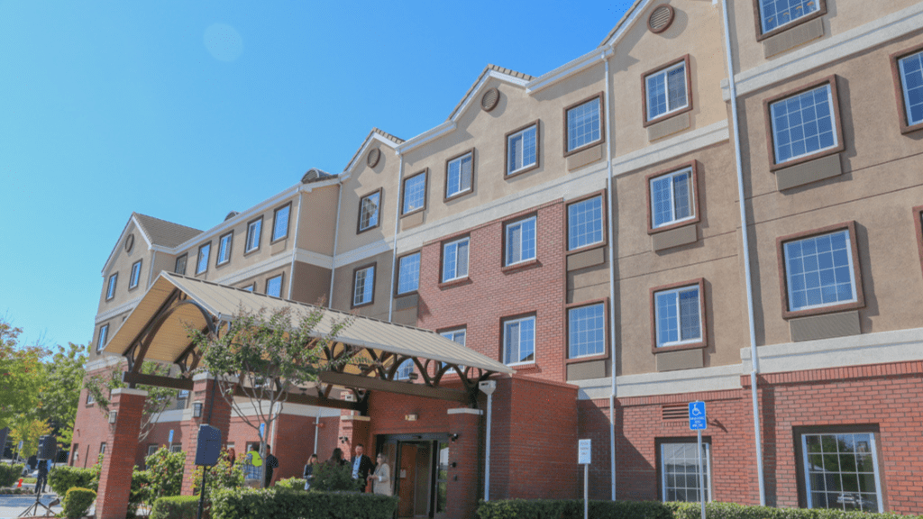 New permanent supportive housing for homeless families opens in North ...