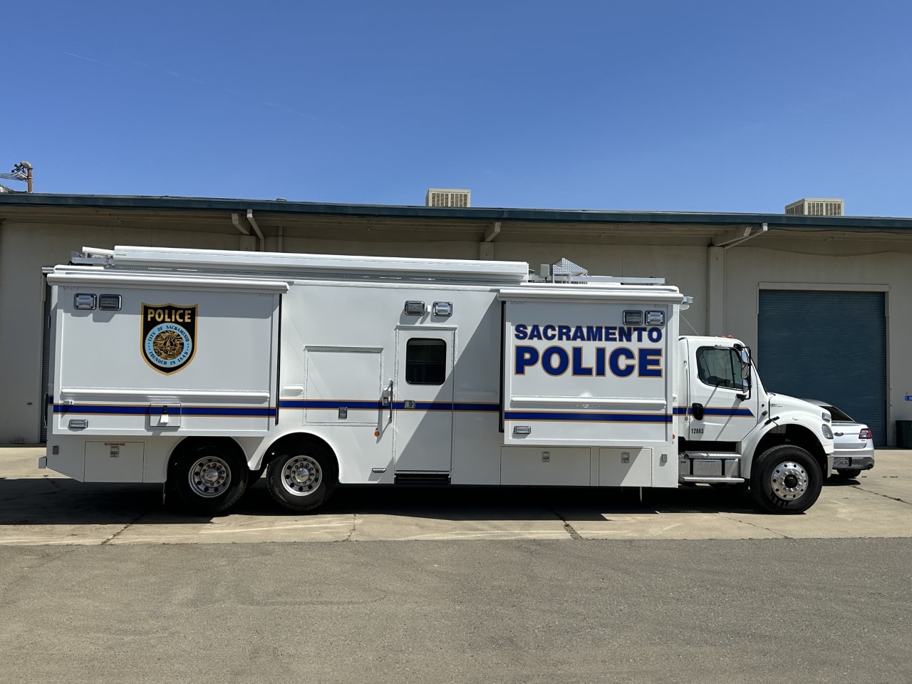 New 'mobile police station' enhances community access to SacPD ...