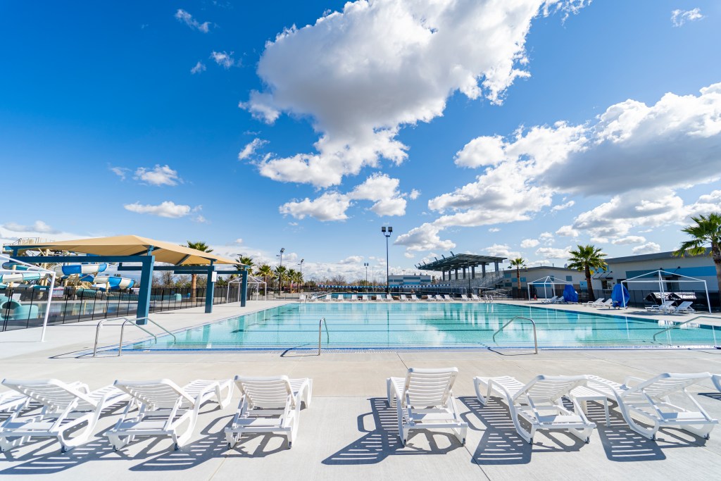 USA Swimming event brings elite competition to North Natomas Aquatic ...
